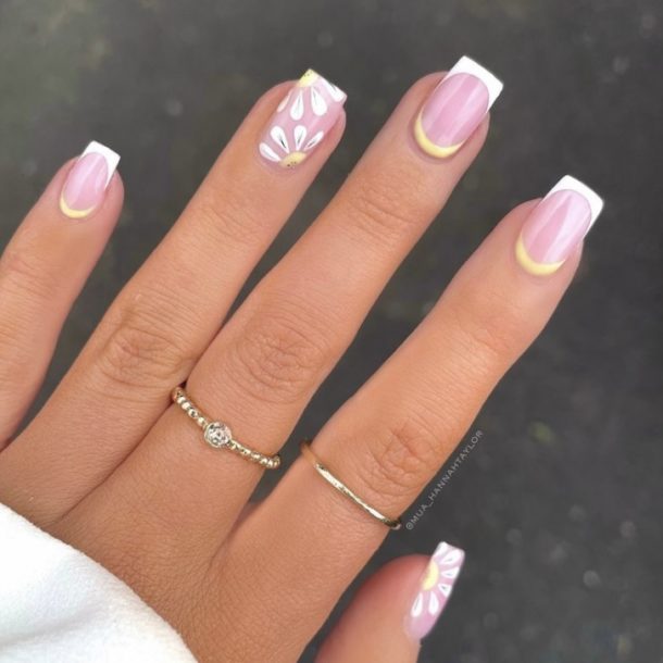 40 Pretty Short Nails with French Tip Designs to Steal - Your Classy Look
