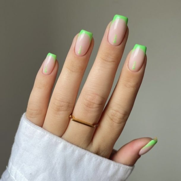 40 Pretty Short Nails with French Tip Designs to Steal - Your Classy Look