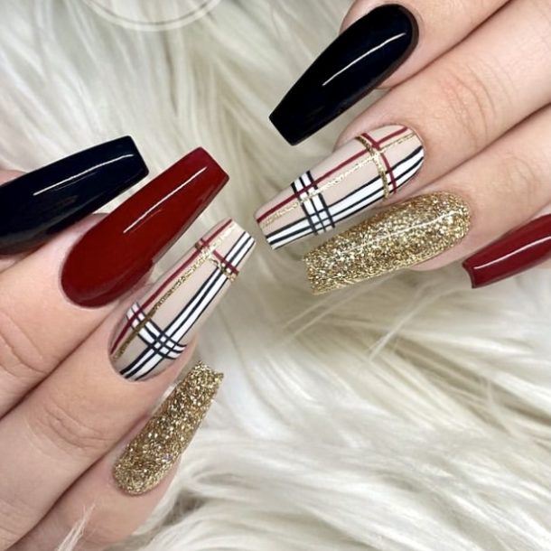 40 Best Plaid Nail Designs For The Ultimate Preppy Style - Your Classy Look