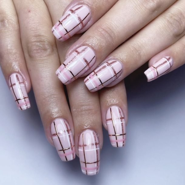 40 Best Plaid Nail Designs For The Ultimate Preppy Style - Your Classy Look