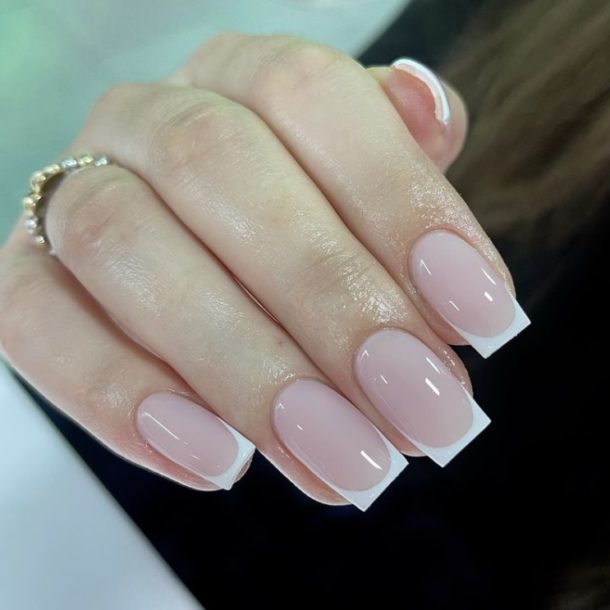 40 Classy Professional Nails to Keep Your Manicure Polished at Work ...