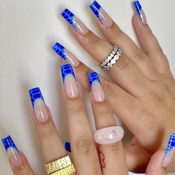 50 Gorgeous Royal Blue Nail Designs for a Sophisticated Look - Your ...