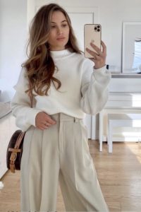 50 Best Light Academia Outfits That Will Up Your Aesthetic Game - Your ...