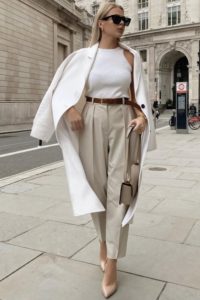 50 Best Light Academia Outfits That Will Up Your Aesthetic Game - Your ...