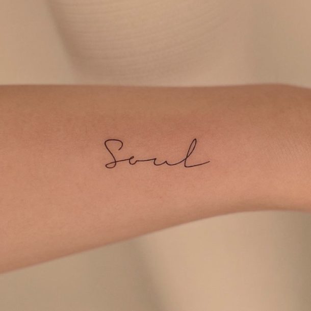 50 Beautiful Single Line Tattoo Ideas That Prove Less Is More - Your ...