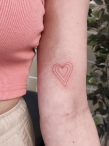 40 Gorgeous Red Heart Tattoo Designs to Fall in Love With - Your Classy ...