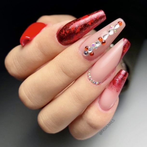 50 Classy Red Glitter Nails for Your Perfect Holiday Look - Your Classy ...